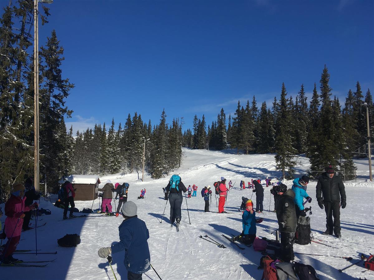 Skidag på Ringebu skole! - Ringebu kommune